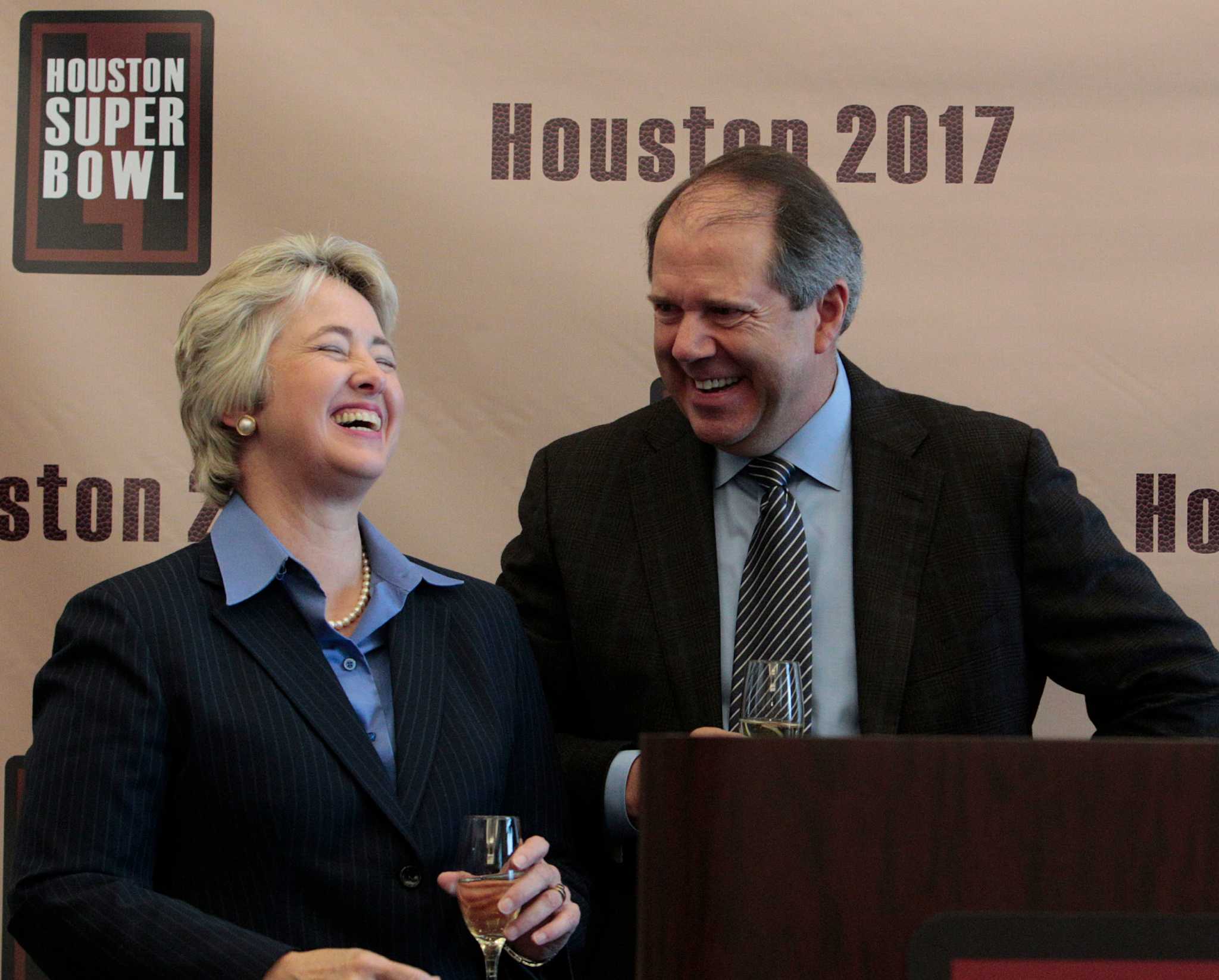 Impressive team effort scores touchdown for Houston