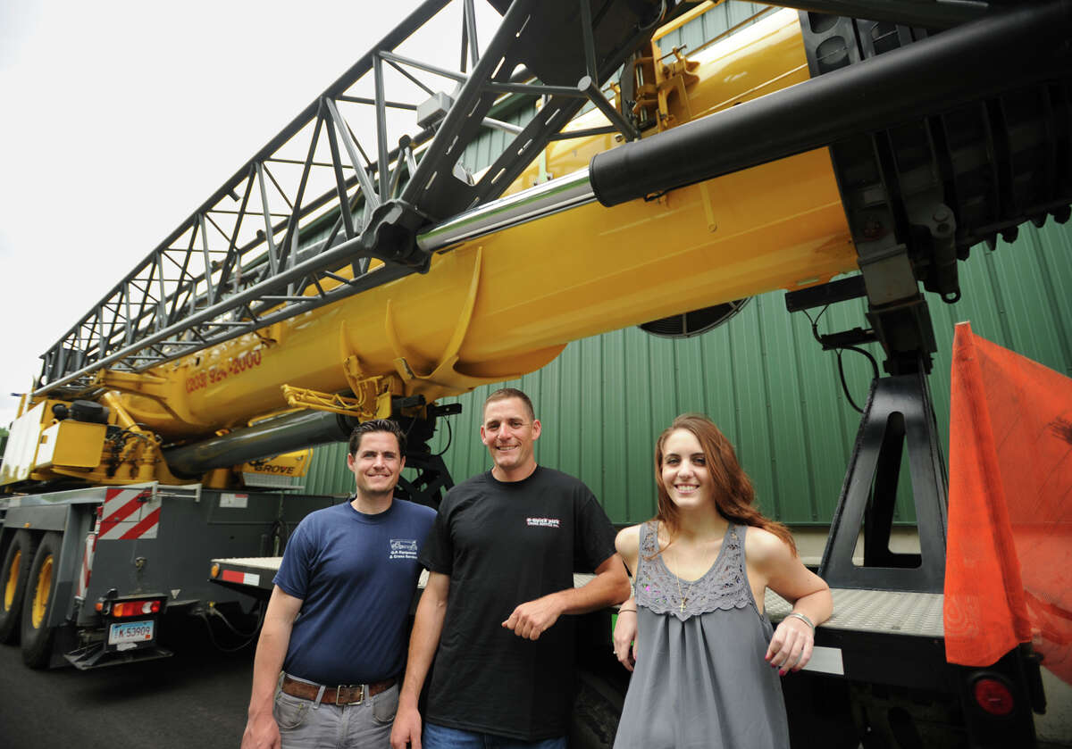 Crane company gives contractors 'quick pick'