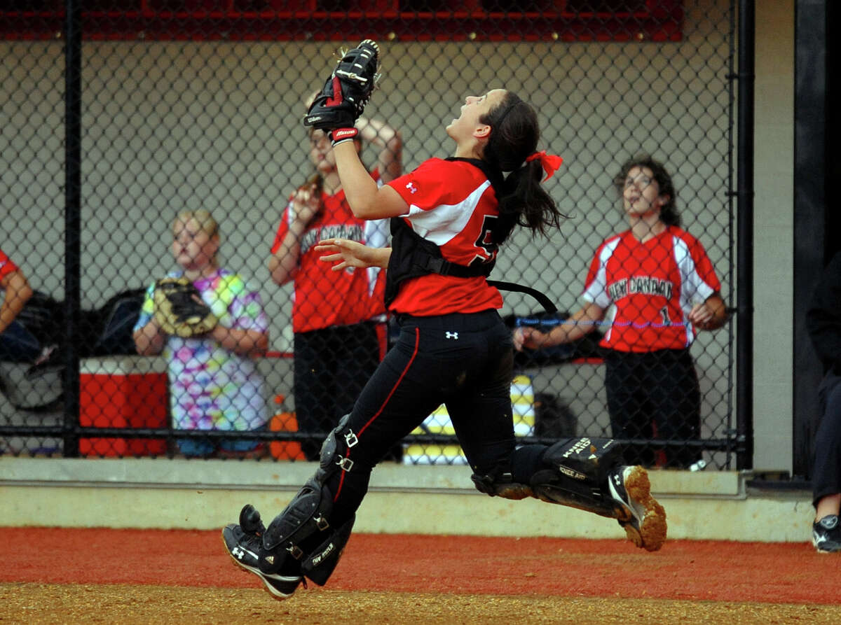 New Canaan beats St. Joseph for FCIAC softball crown