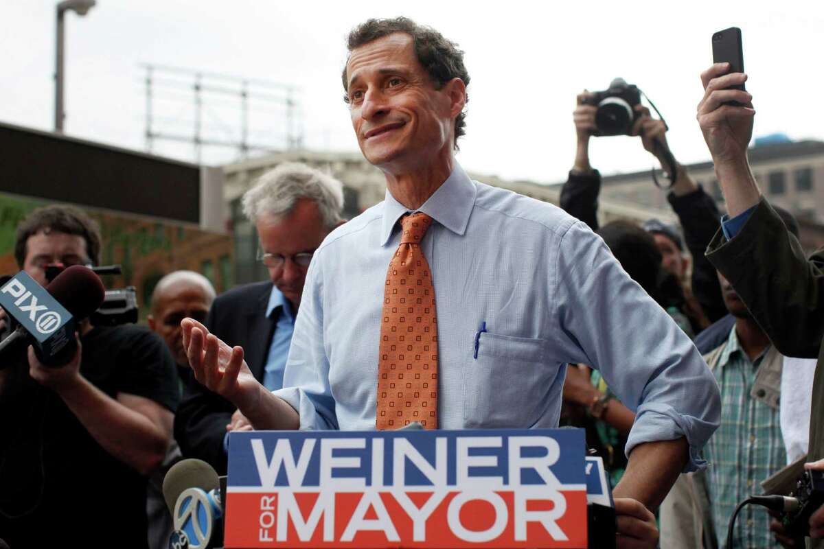 Weiner begins quest to be mayor of NYC