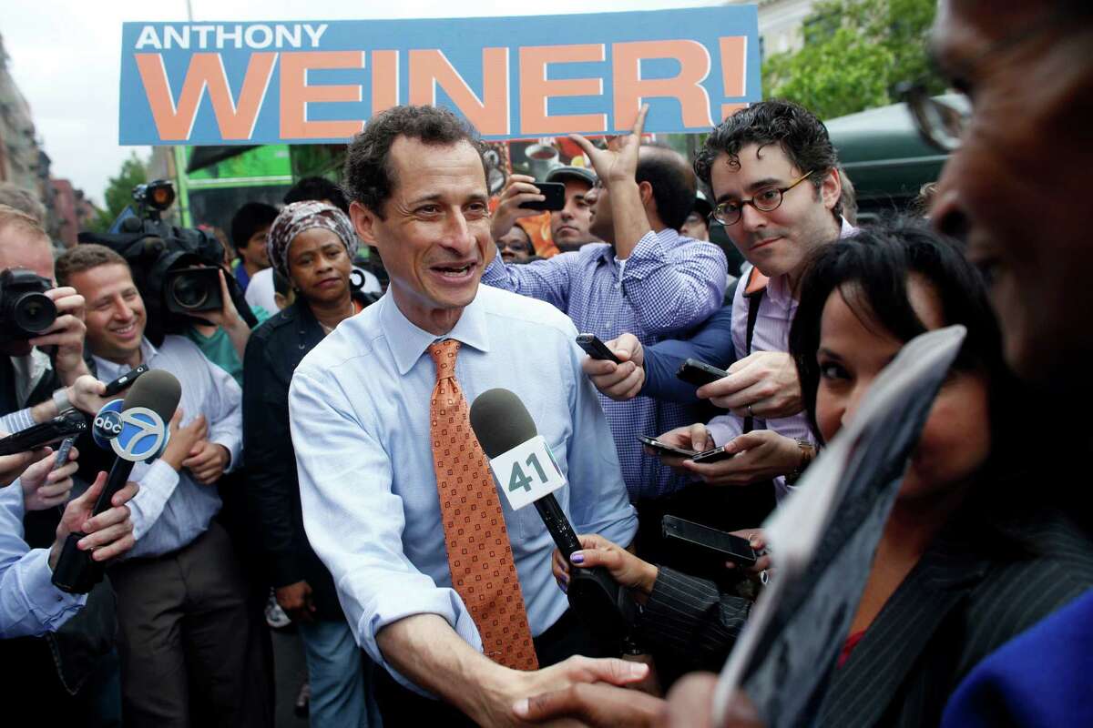 Weiner begins quest to be mayor of NYC
