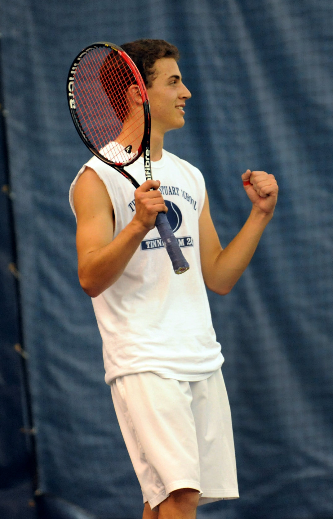 Olson takes out top seed