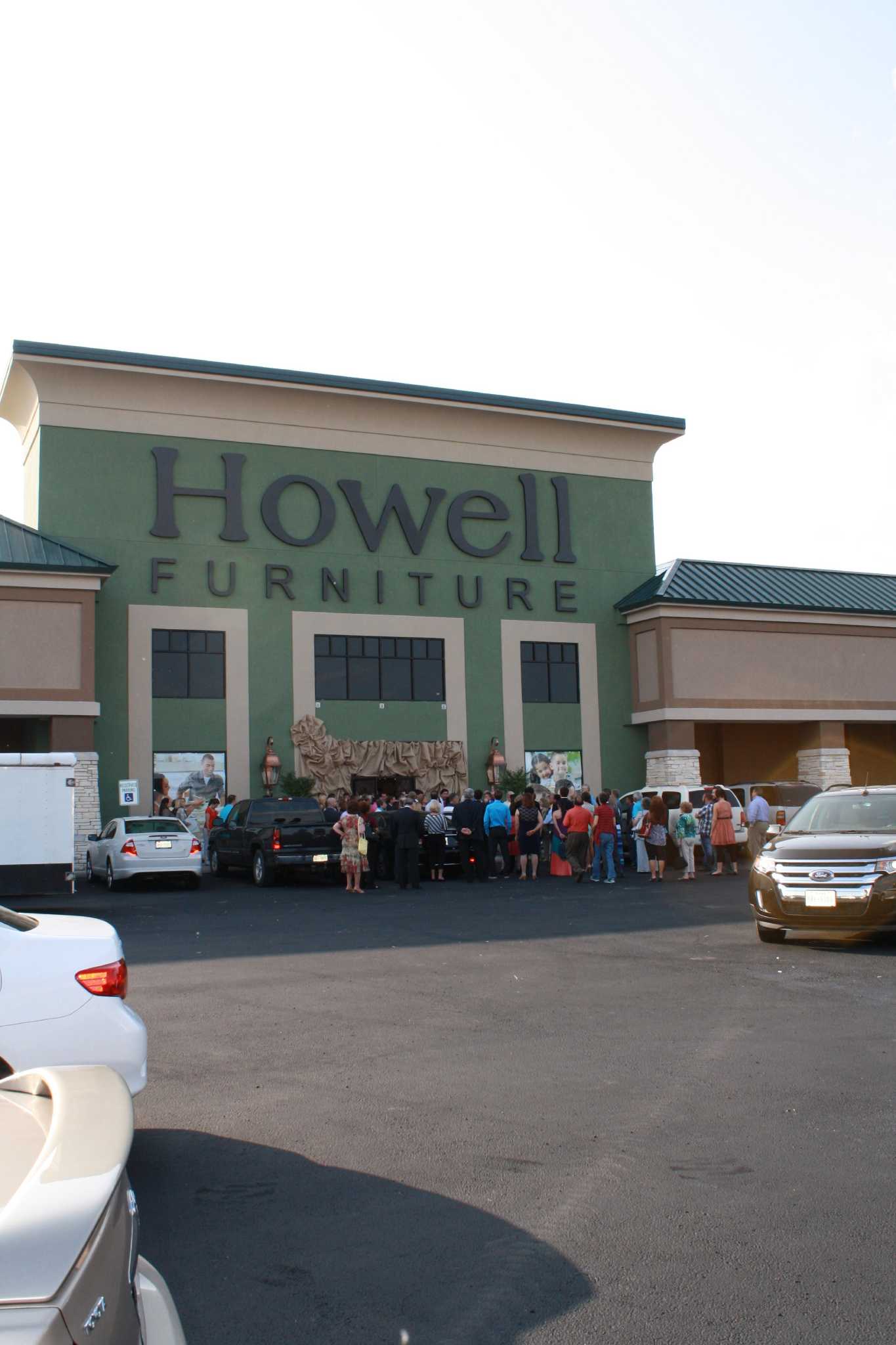 Howell Furniture offering discounts during supply drive