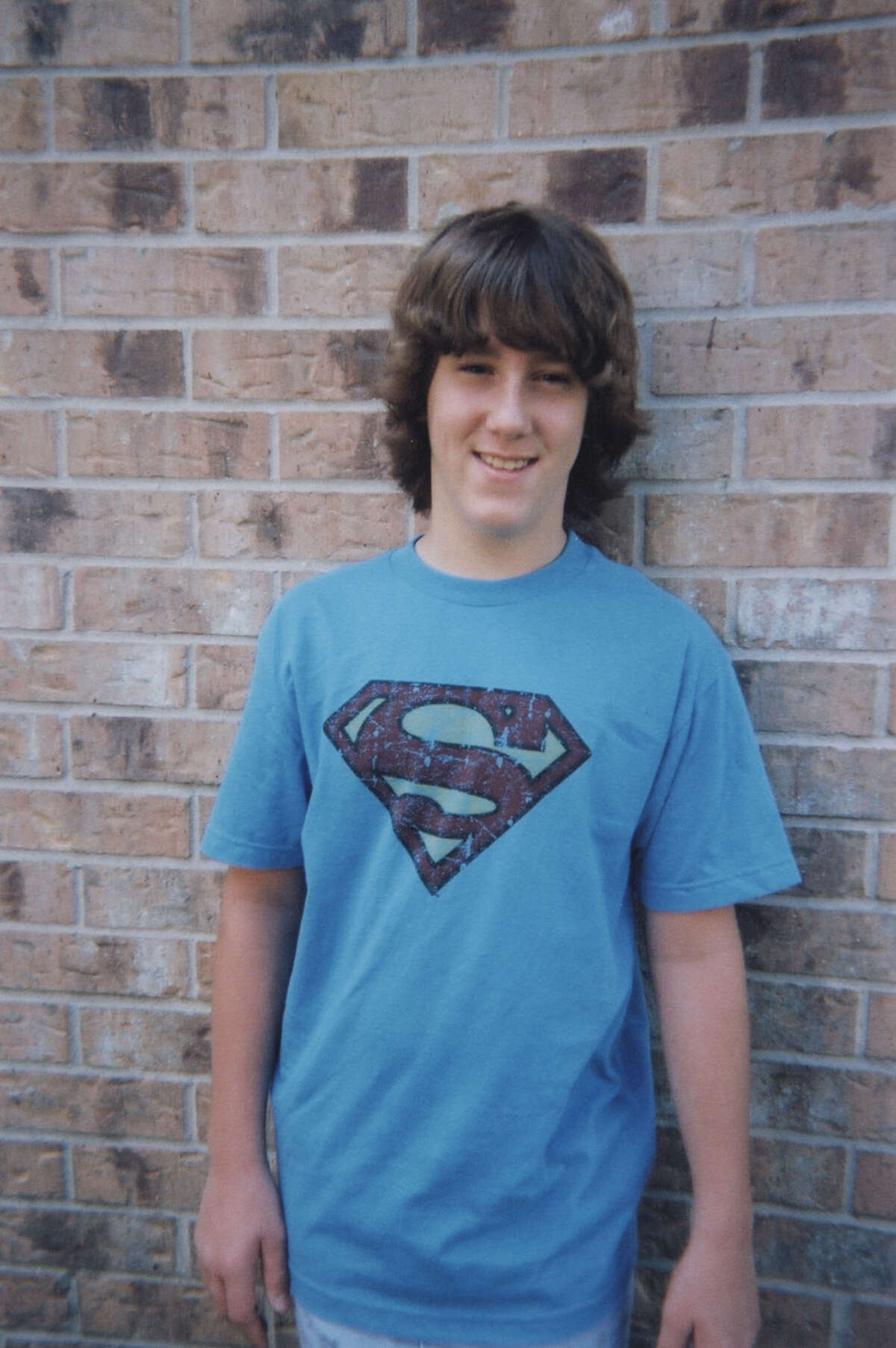 Woman overcomes brother's drowning to earn law degree