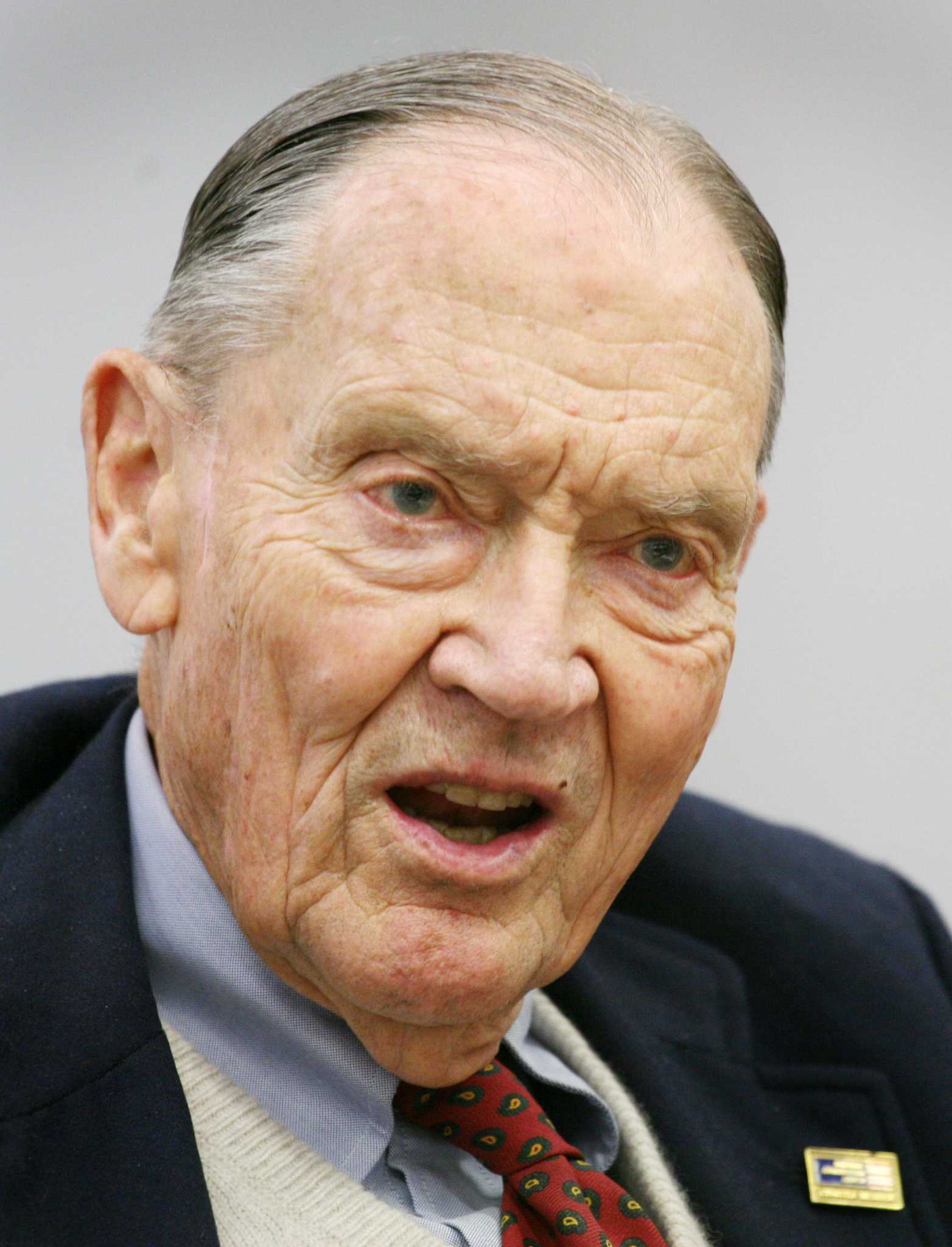 Bogle: Retirement system broken but fixable