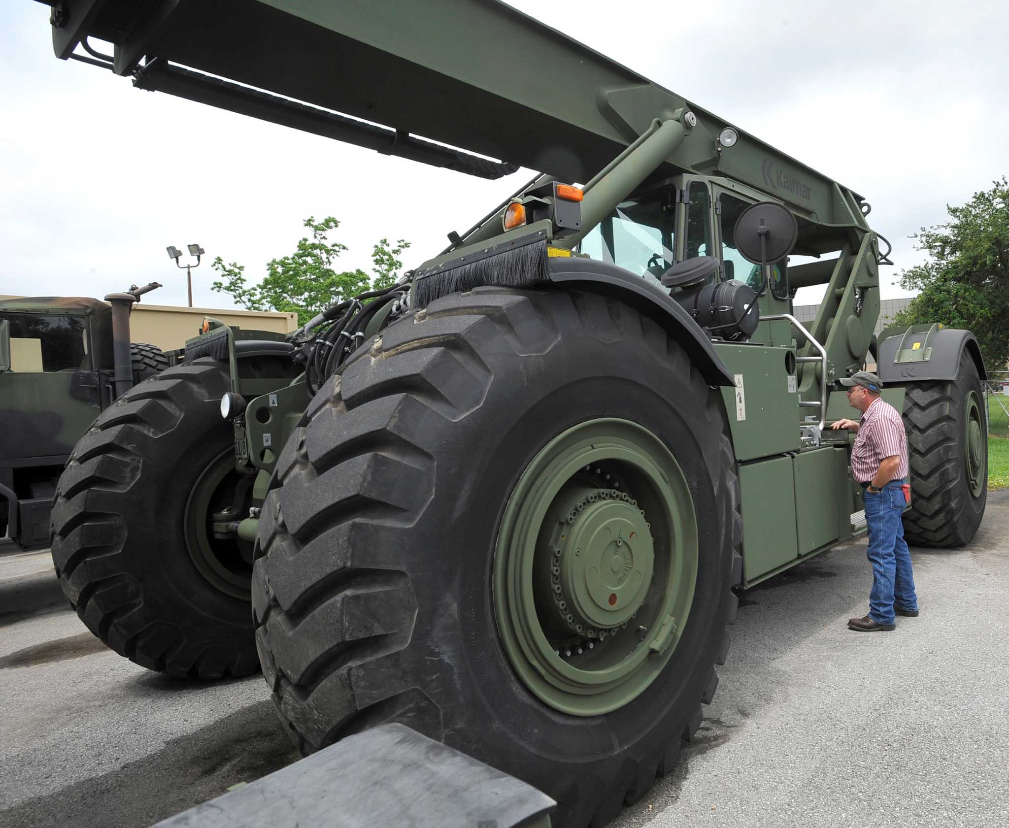 You can be an Army reservist in Beaumont