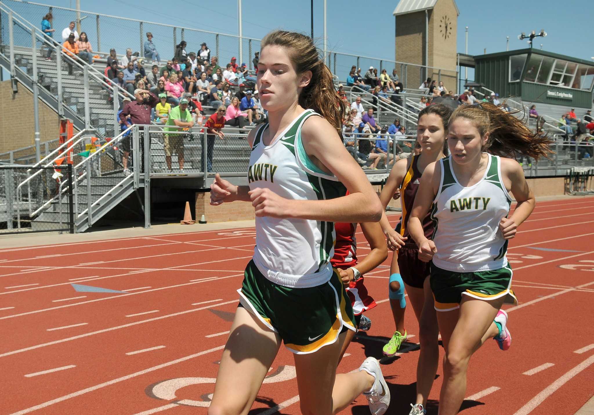 Track and field: Awty's girls overcome adversity, place fourth at state
