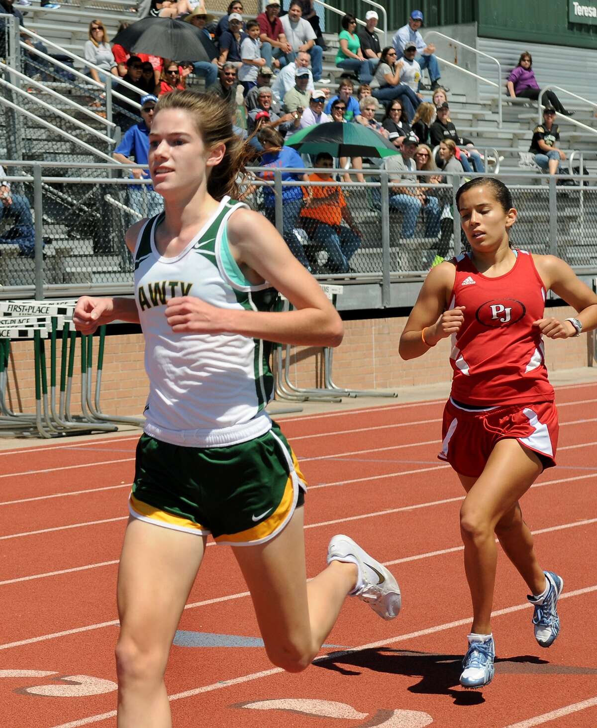Track and field: Awty's girls overcome adversity, place fourth at state