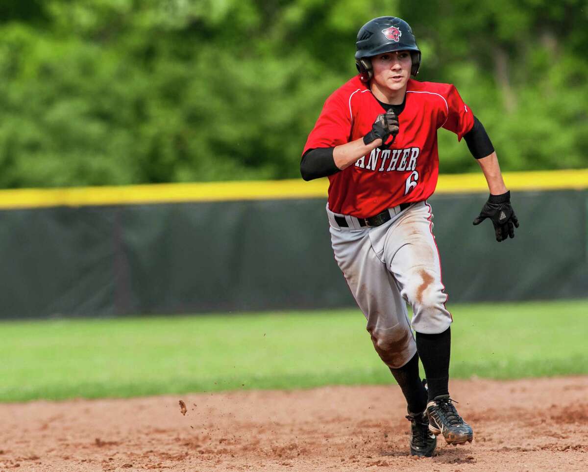 Pomperaug baseball falls to Ludlowe in Class LL first round