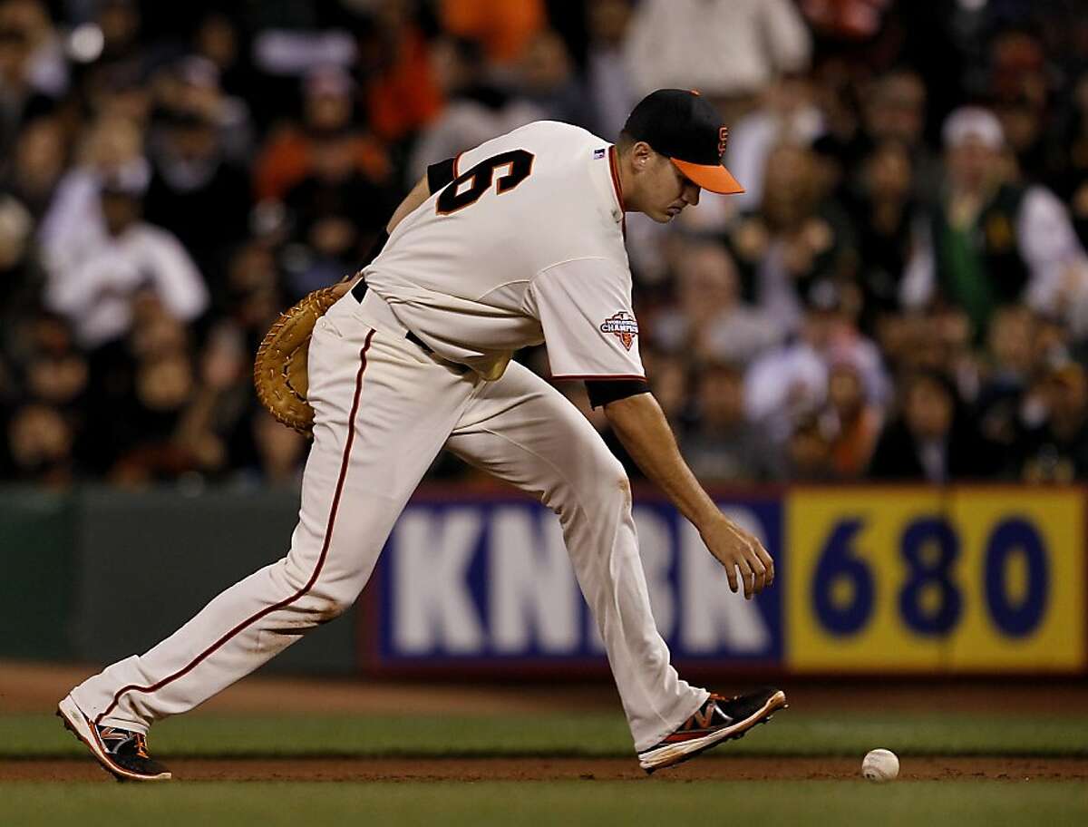 A's win 3rd straight from Giants