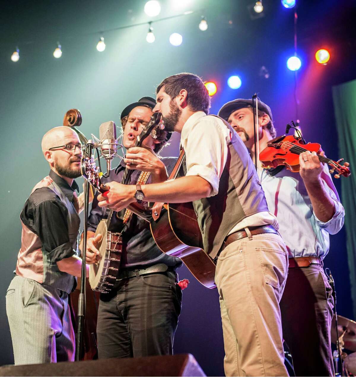 The Steel Wheels rolling into Kerrville