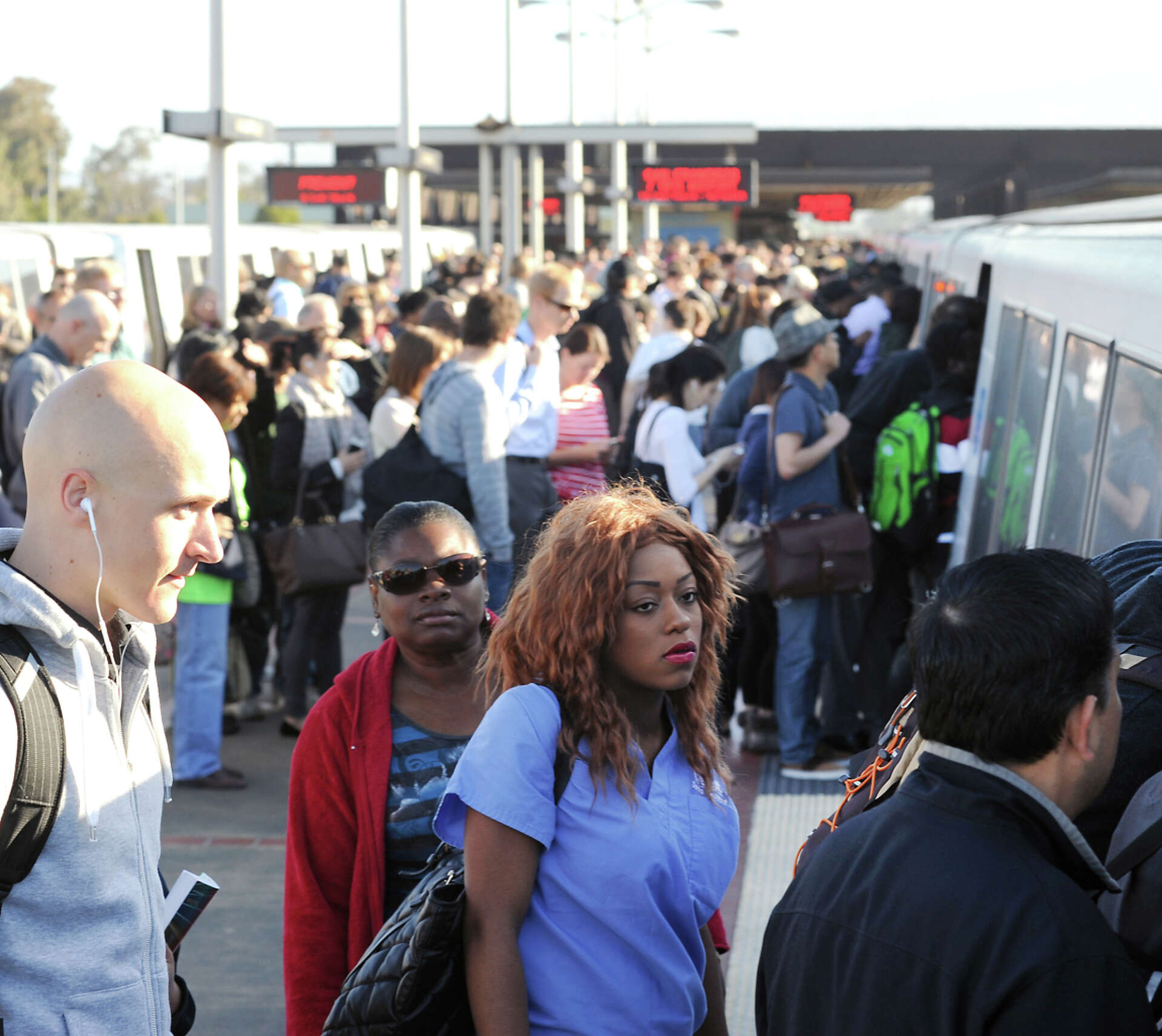 2nd Transbay Tube needed to help keep BART on track