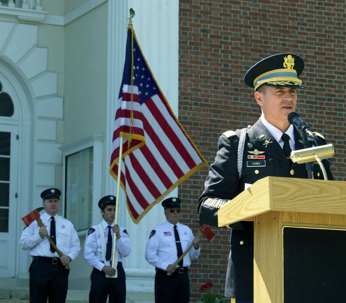 Shepaug Valley pays tribute on Memorial Day