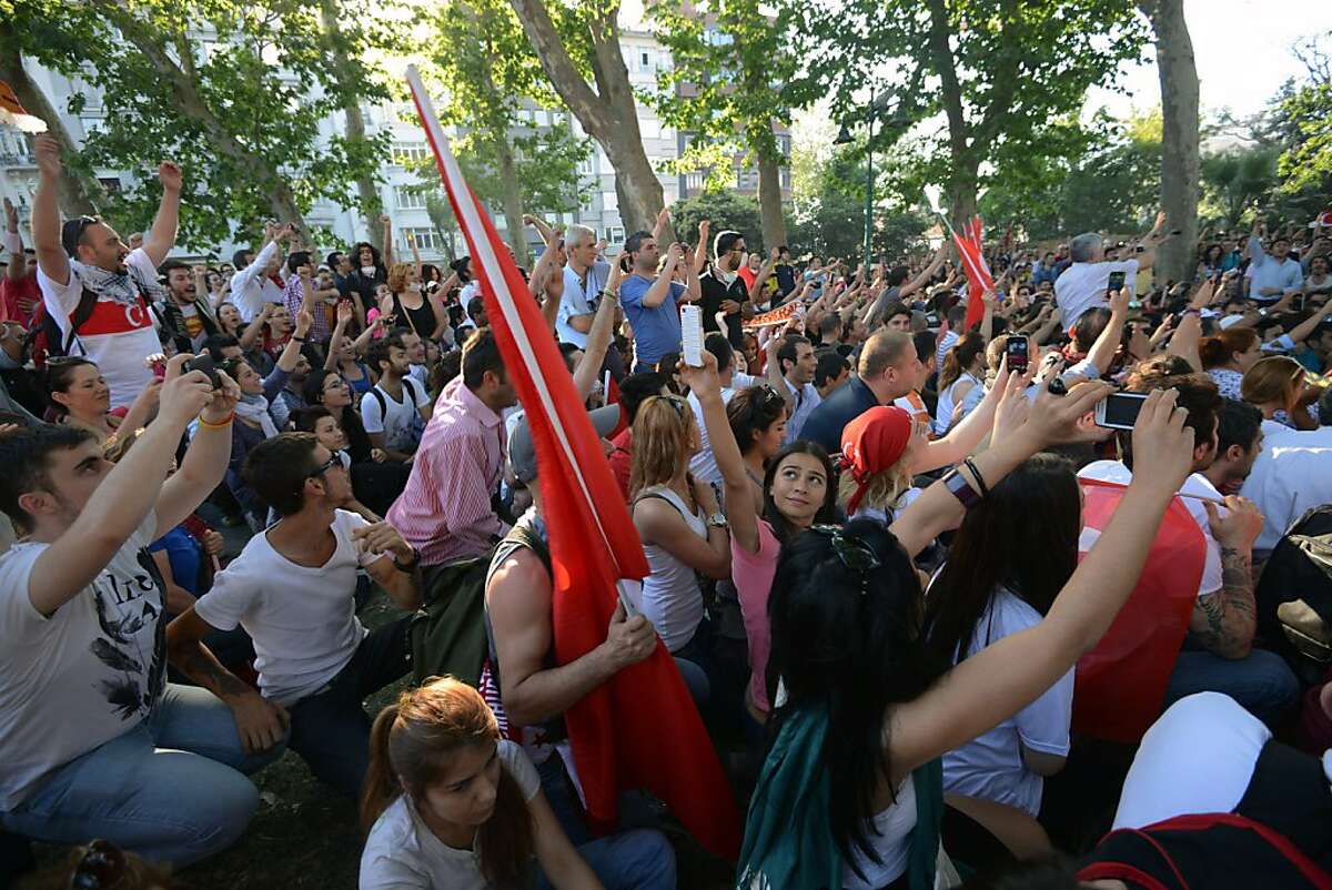 Turkish protests continue over development
