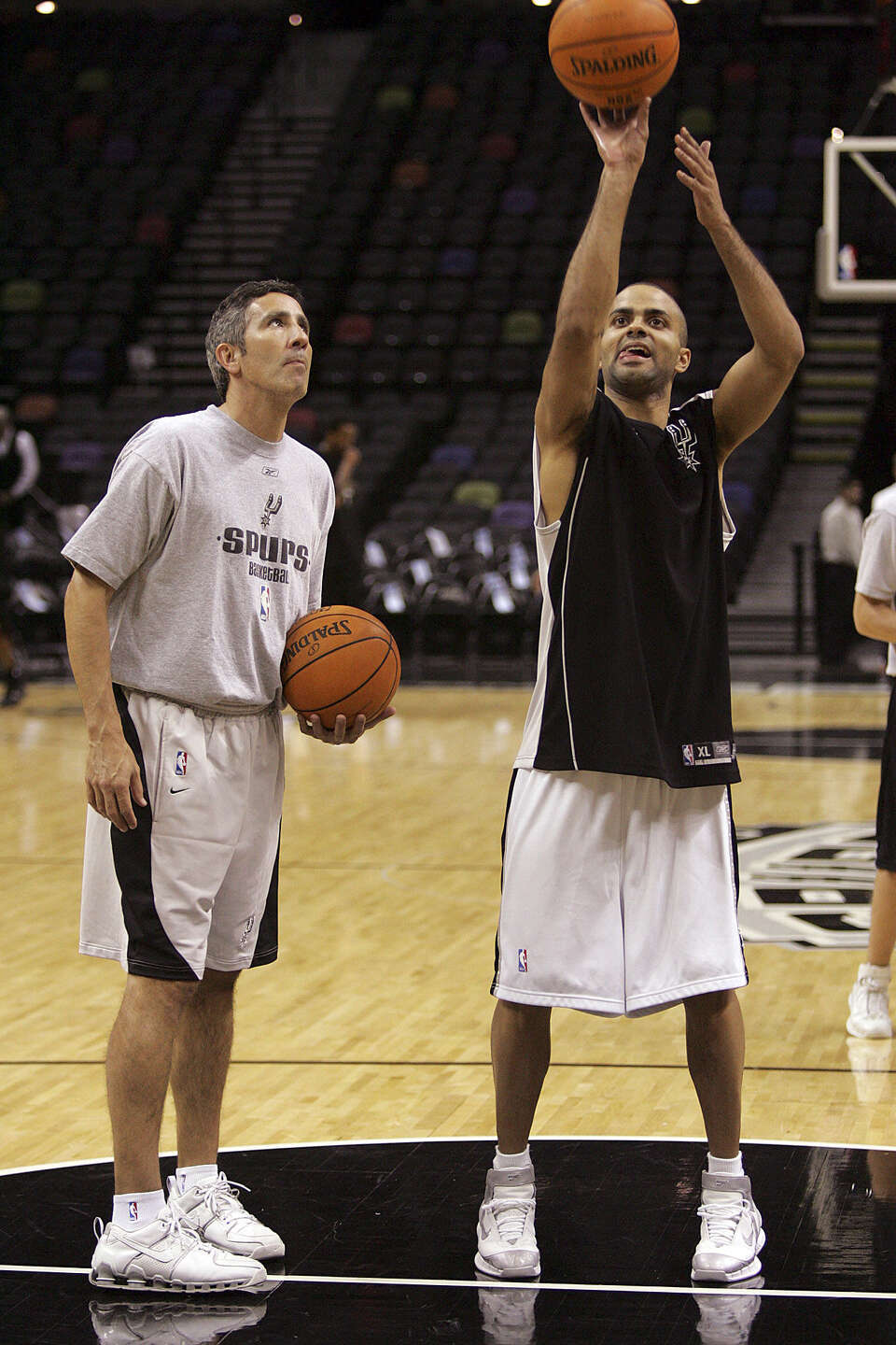 Spurs assistant Engelland explains how he strengthened Leonard's ...