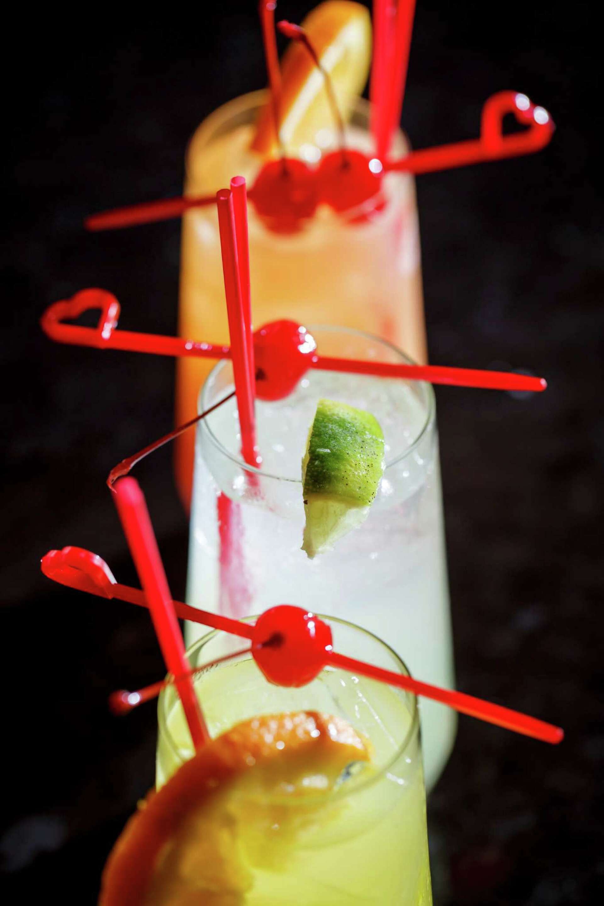 Spindletop restaurant marks 40 years with retro menu