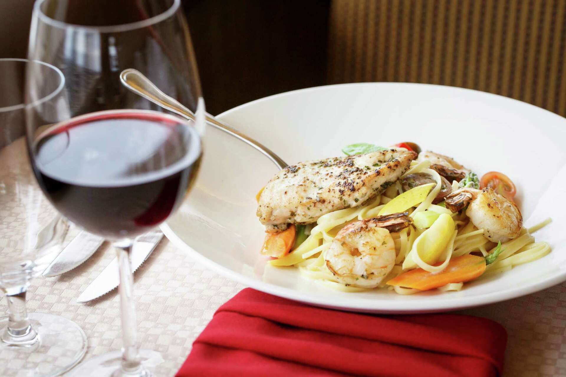 Spindletop restaurant marks 40 years with retro menu