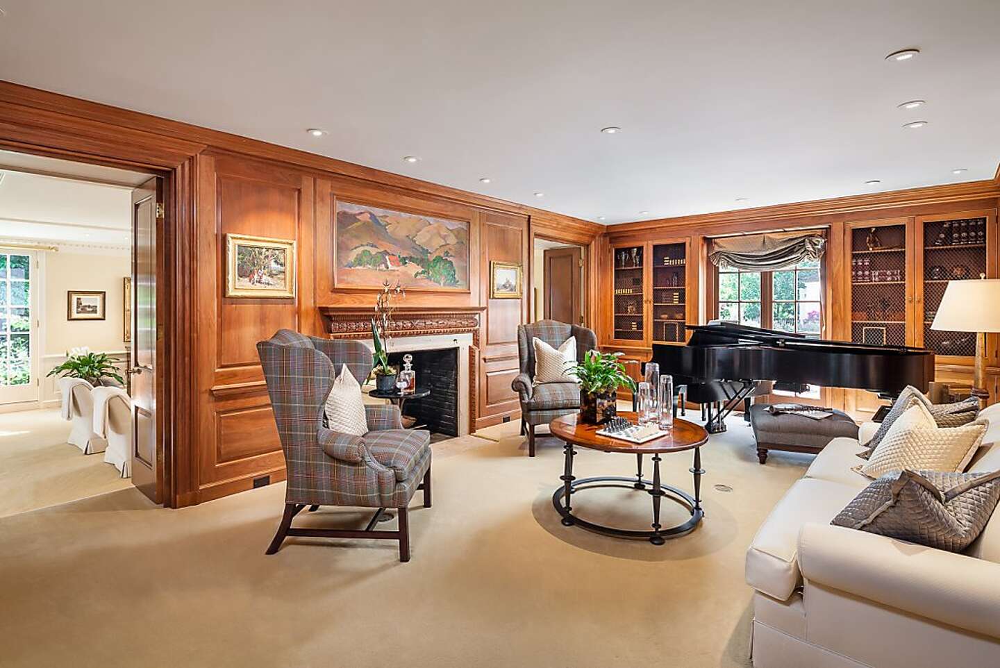 Palo Alto estate boasts classical design - and secret rooms
