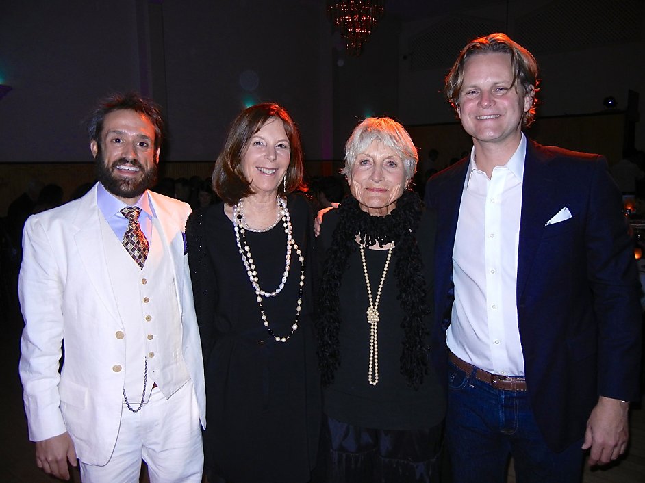 Roxie fans applaud Dinner Party II