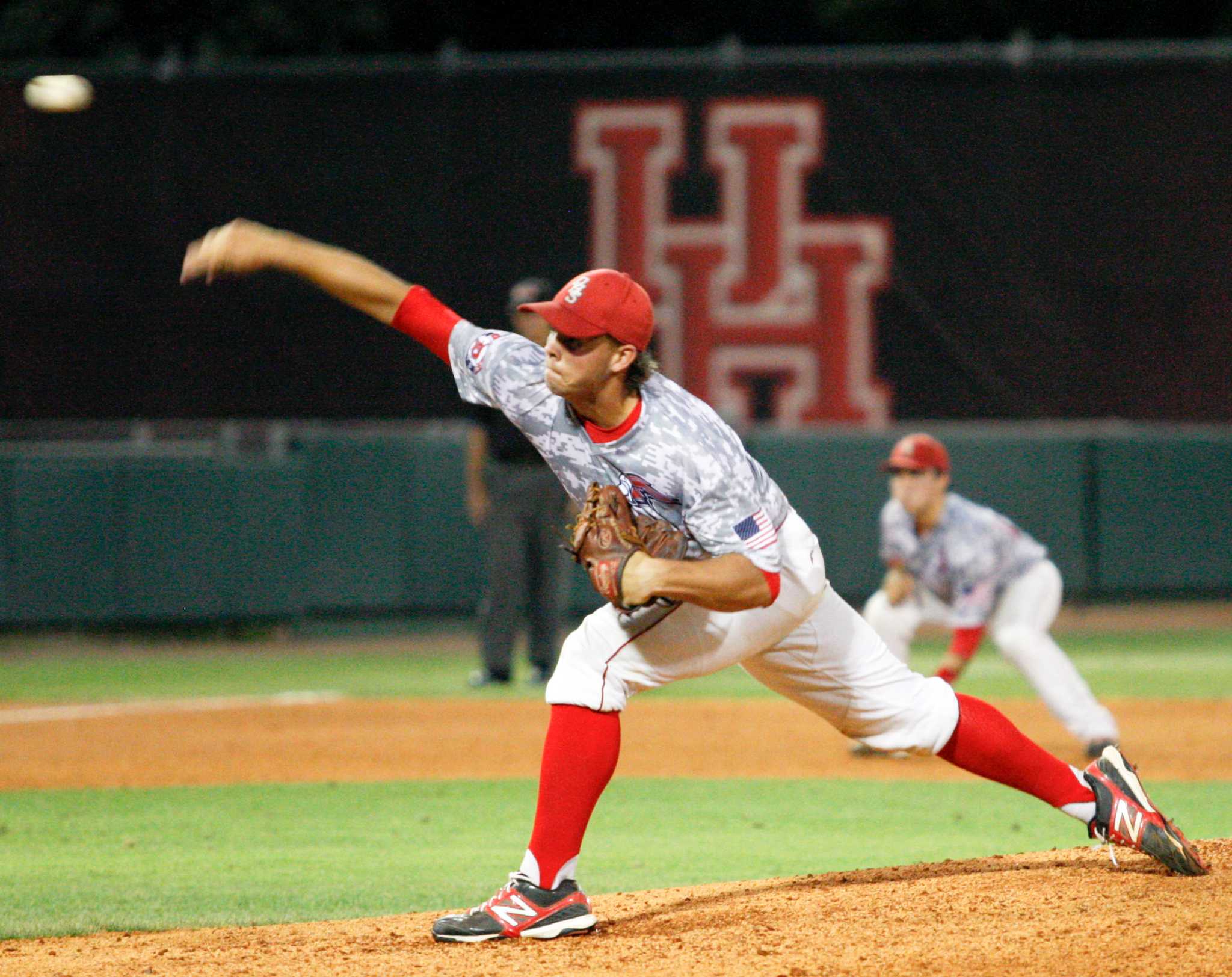 Dulles Vikings head to state baseball tournament with a mission