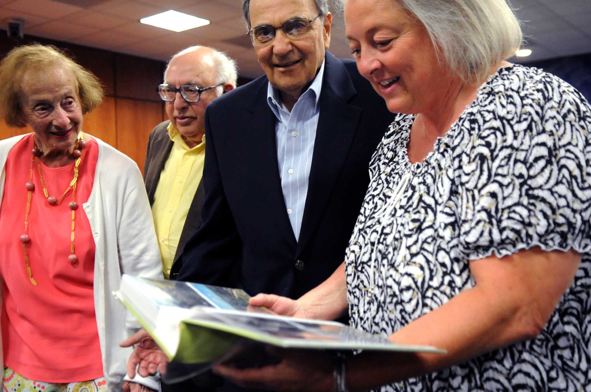 Local travelers forge Italian ties