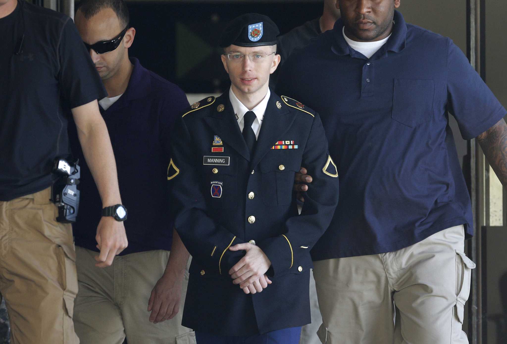 Hacker who turned Manning in takes witness stand