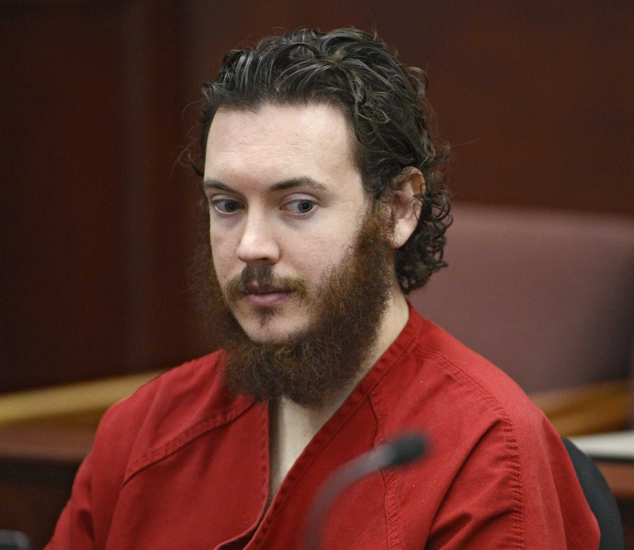 Colorado movie killings defendant enters insanity plea