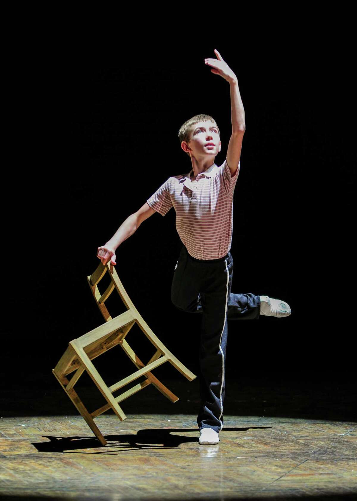 'Billy Elliot' inspires cheers