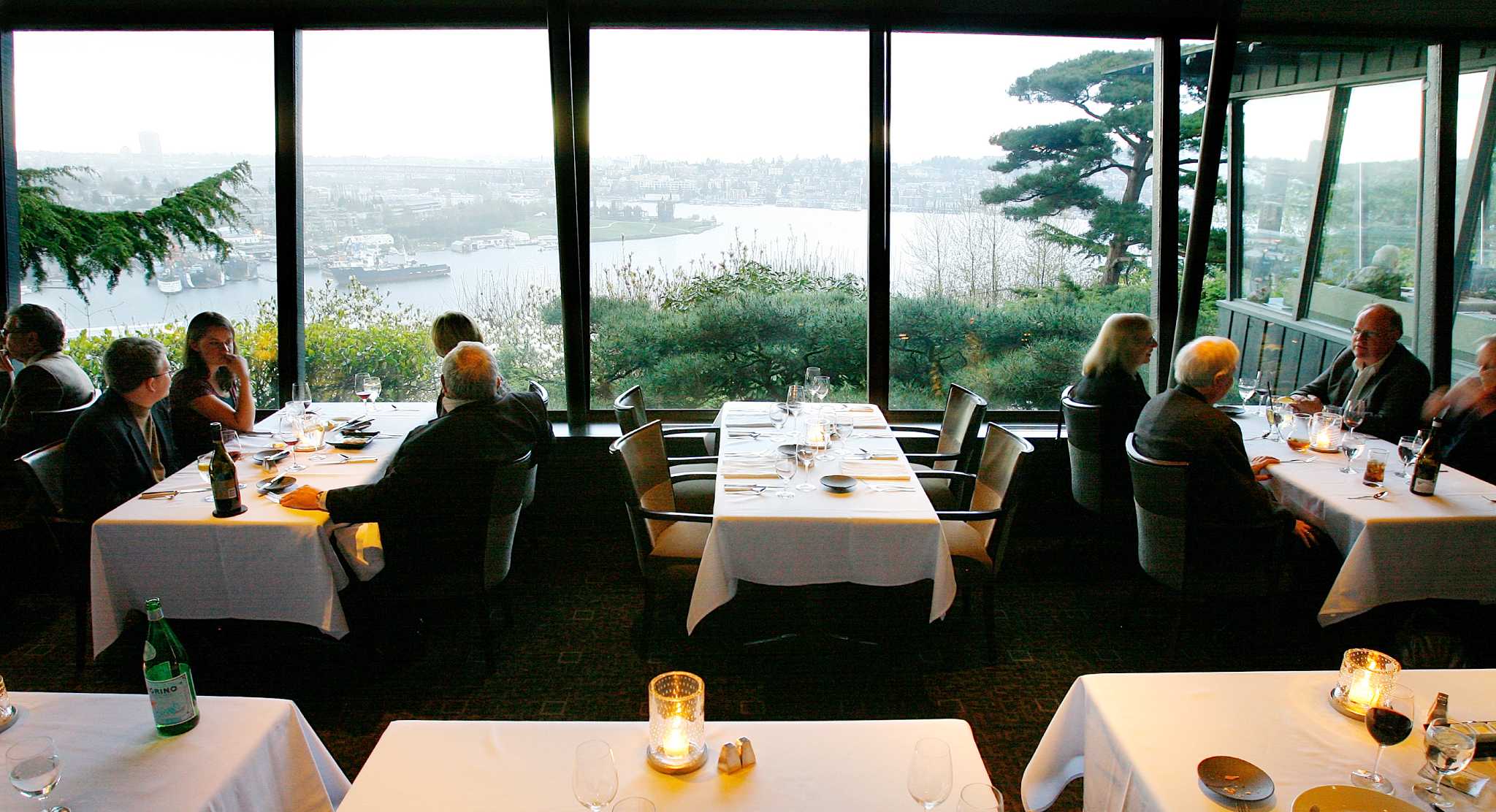 1 restaurant, 4 local chefs are James Beard finalists