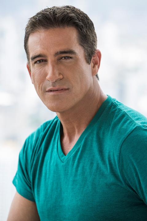 Beaumont doctor wants to be a 'Hero'