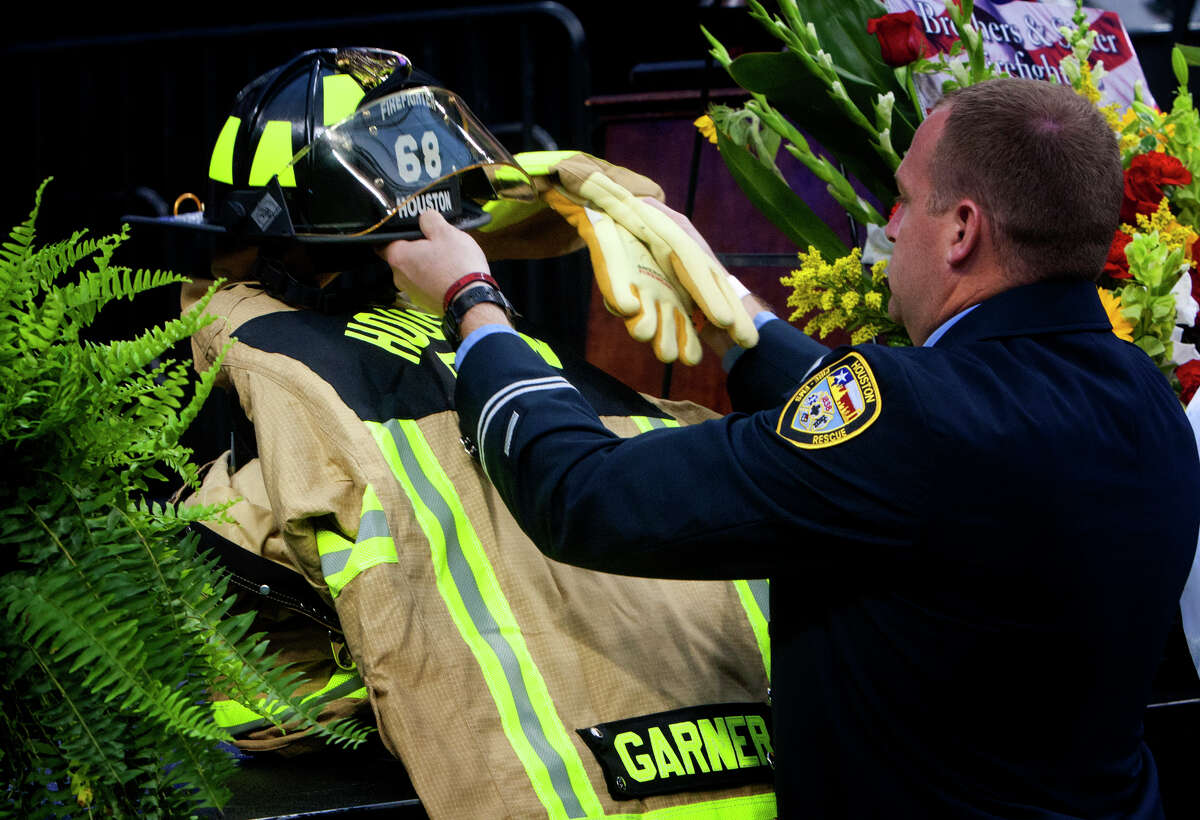 Houston salutes sacrifice of four heroes