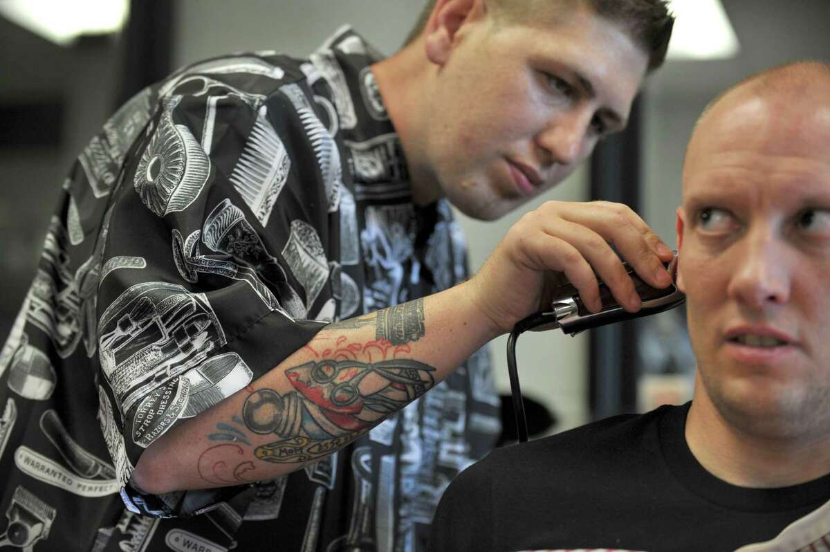 Gary's Barber Shop opens in Brookfield