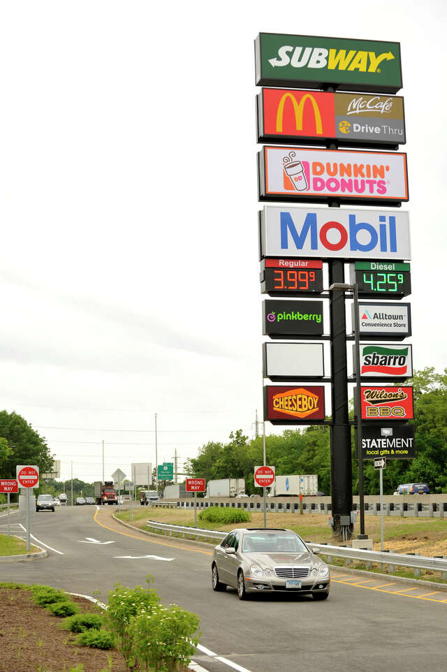 Darien Interstate 95 rest area reopens