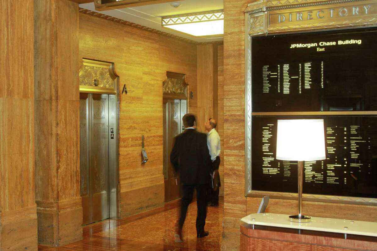 Historic Houston high-rise adopts high-tech elevator technology