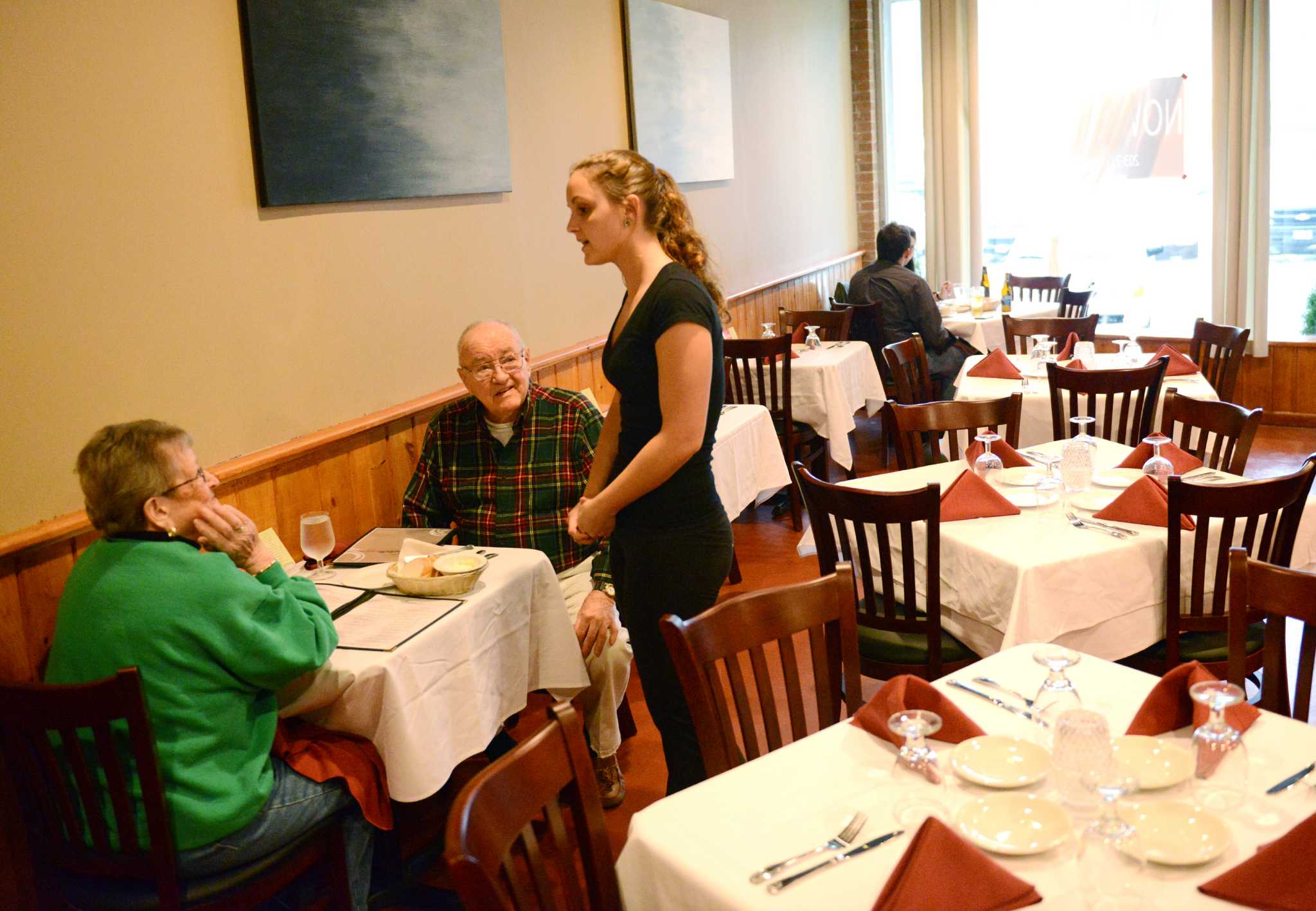 Tavern 483: A welcome addition to Brookfield dining