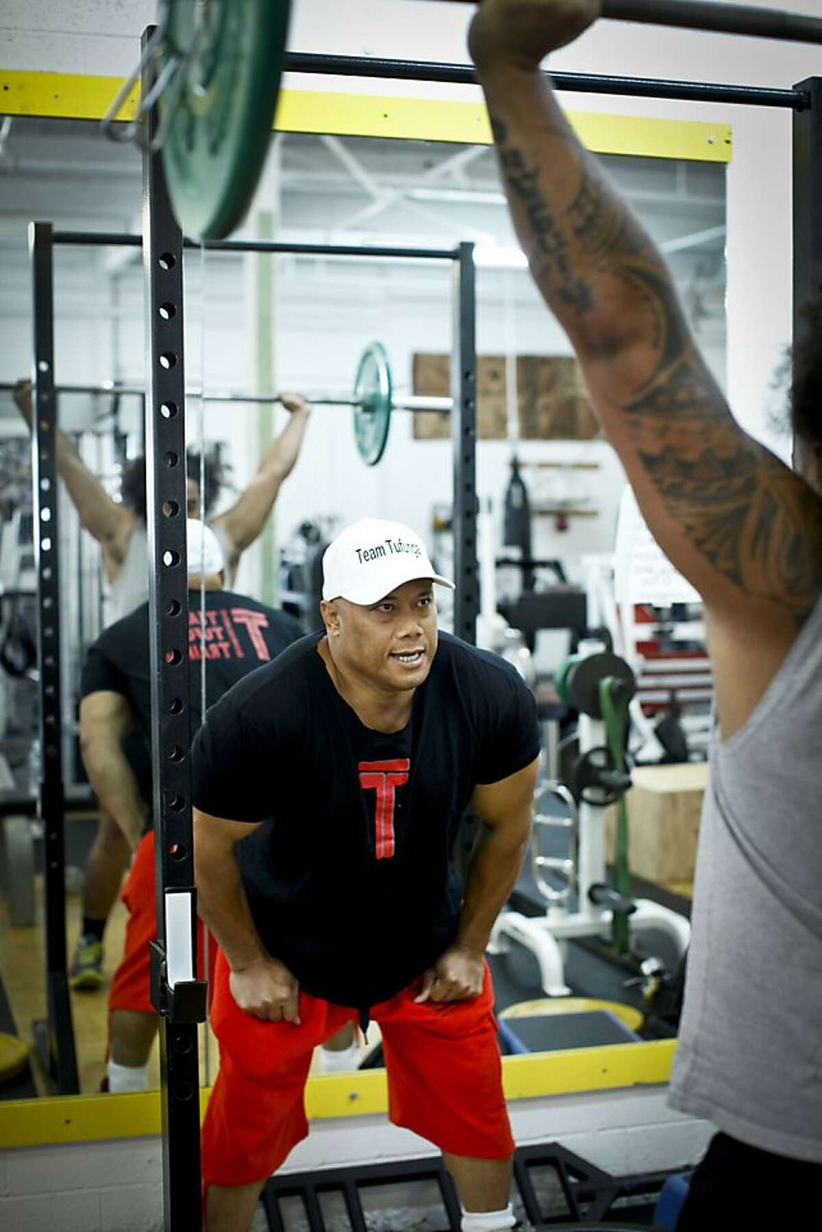 Simi Tufunga: Building a career in America