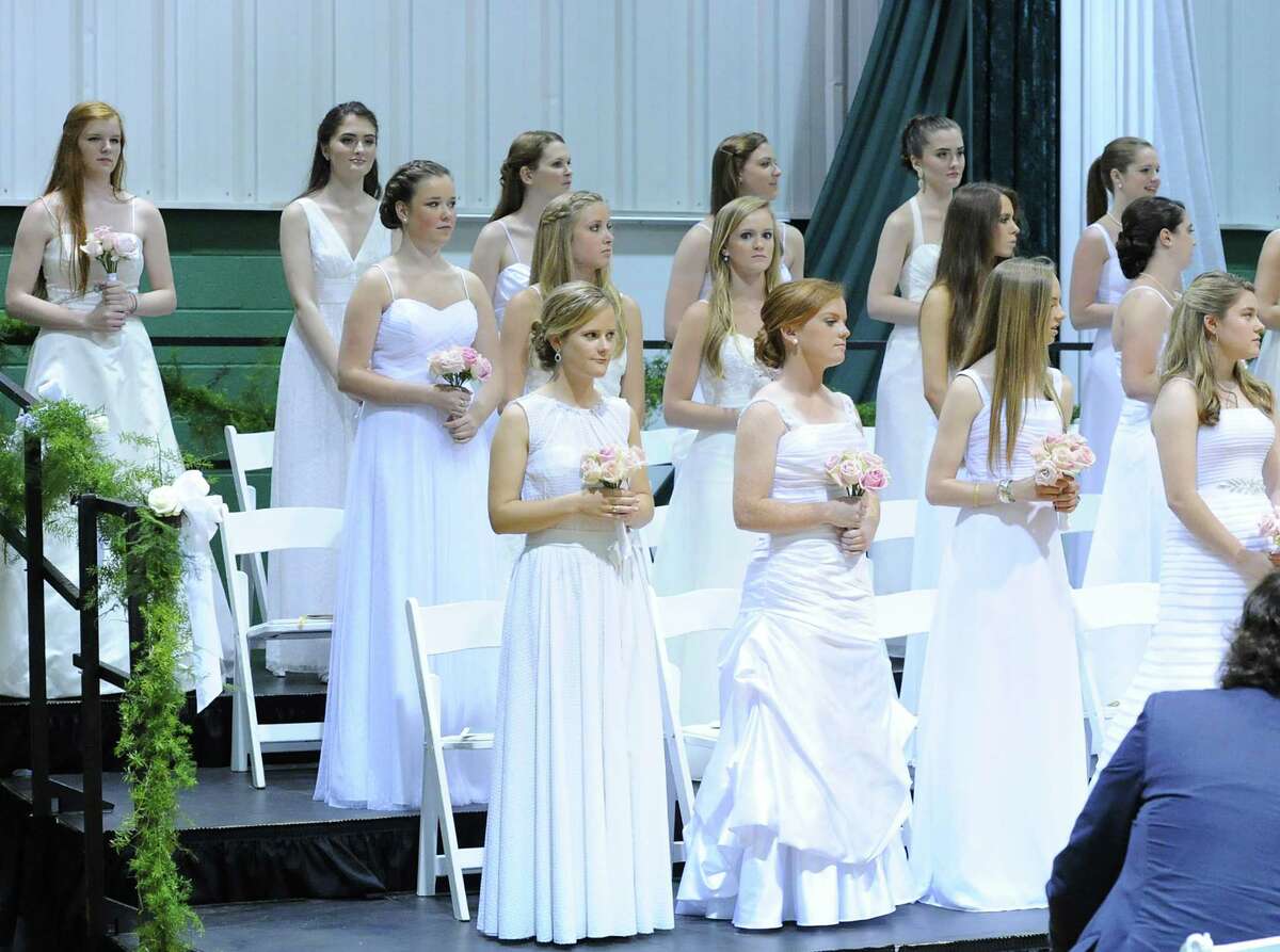 Sacred Heart grads urged to take risks