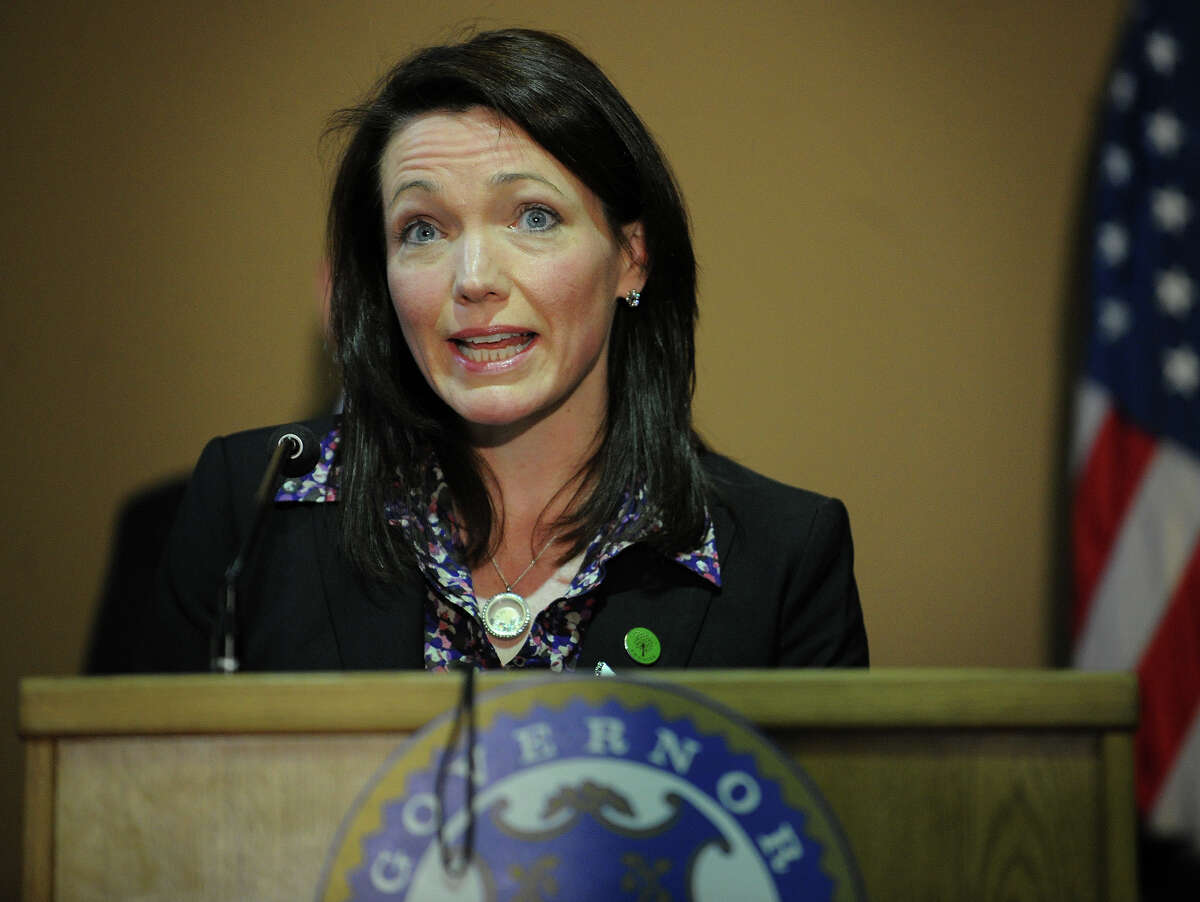 Sandy Hook families 'marching to different drummers'