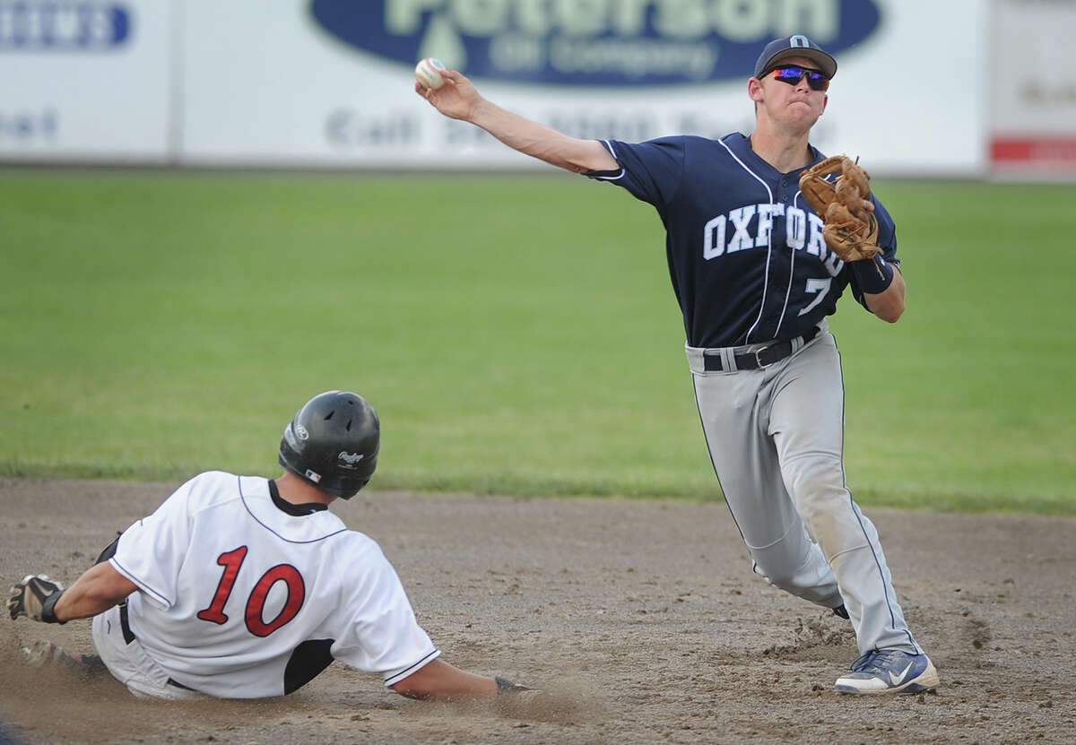 Oxford baseball wins Class S title