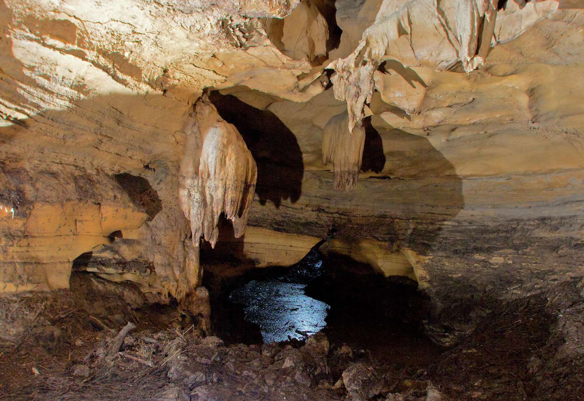 A trip into the Edwards Aquifer