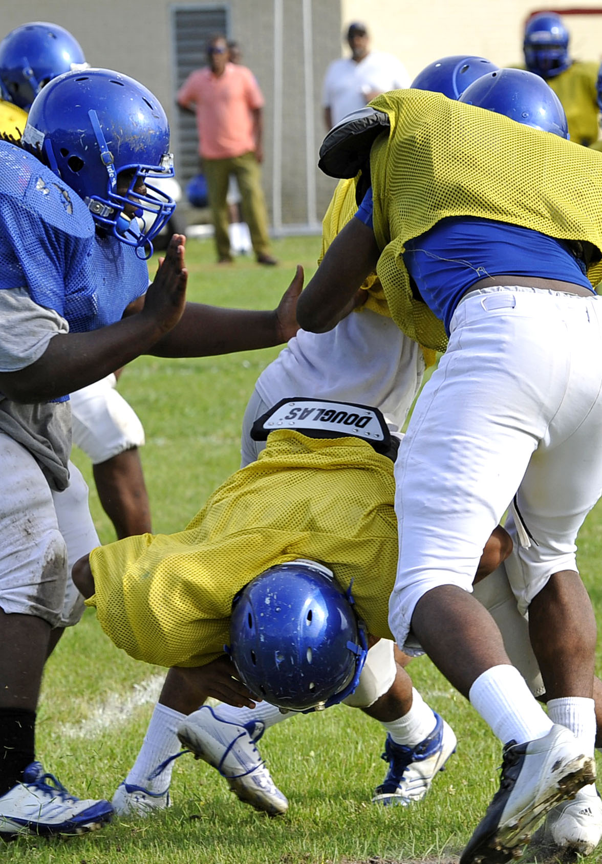 Coaches weigh in on UIL's decision to limit tackle during football practice