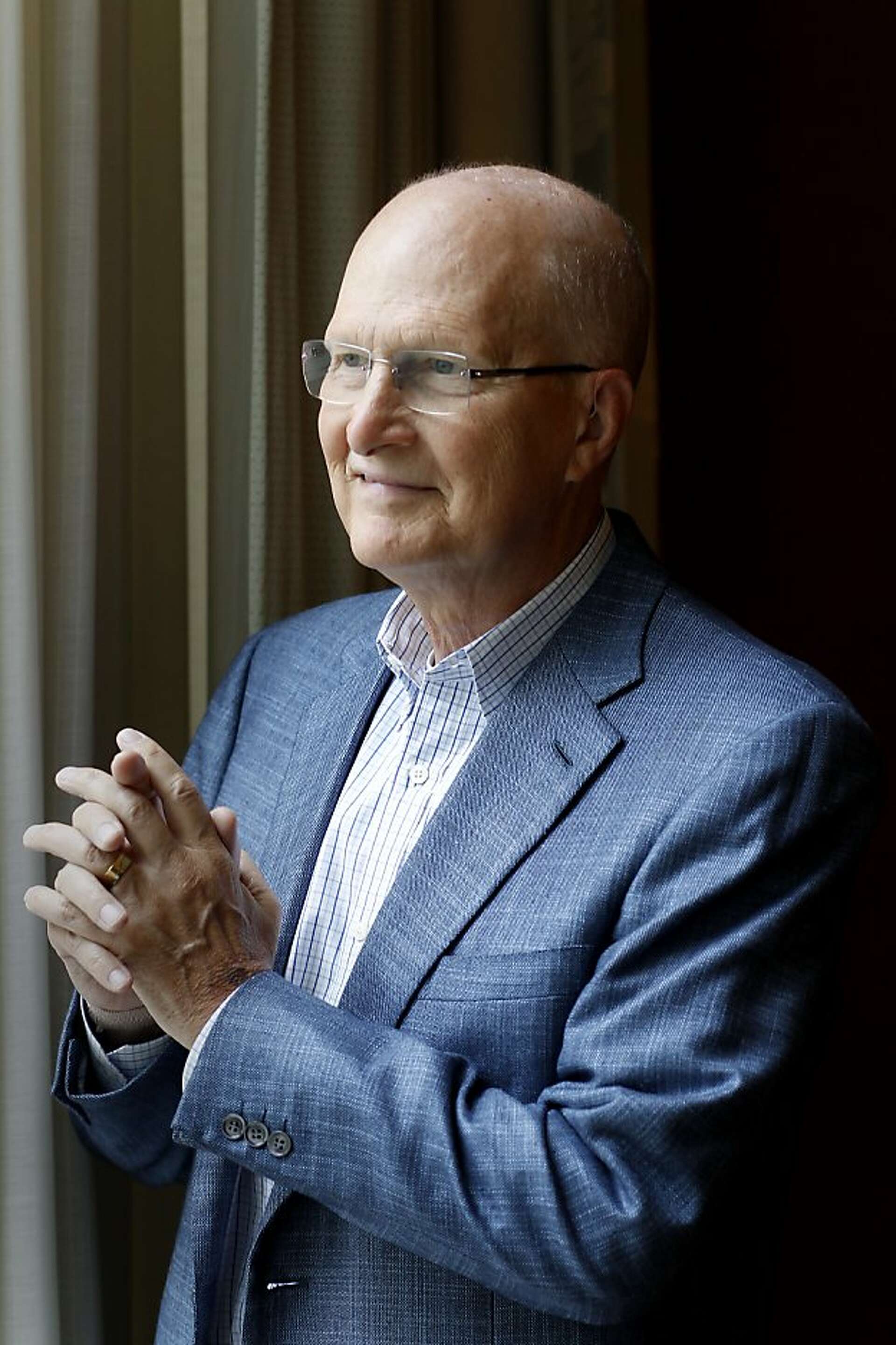 Lawrence Stupski, former Schwab exec, dies