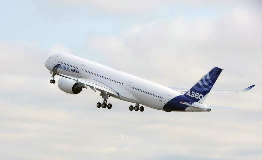 First flight of Airbus A350 - seattlepi.com