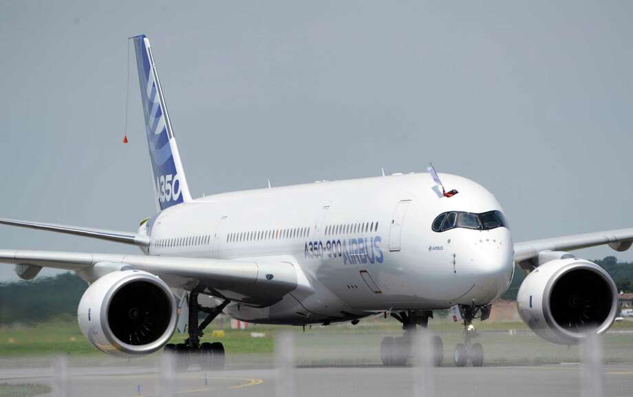 First flight of Airbus A350 - seattlepi.com