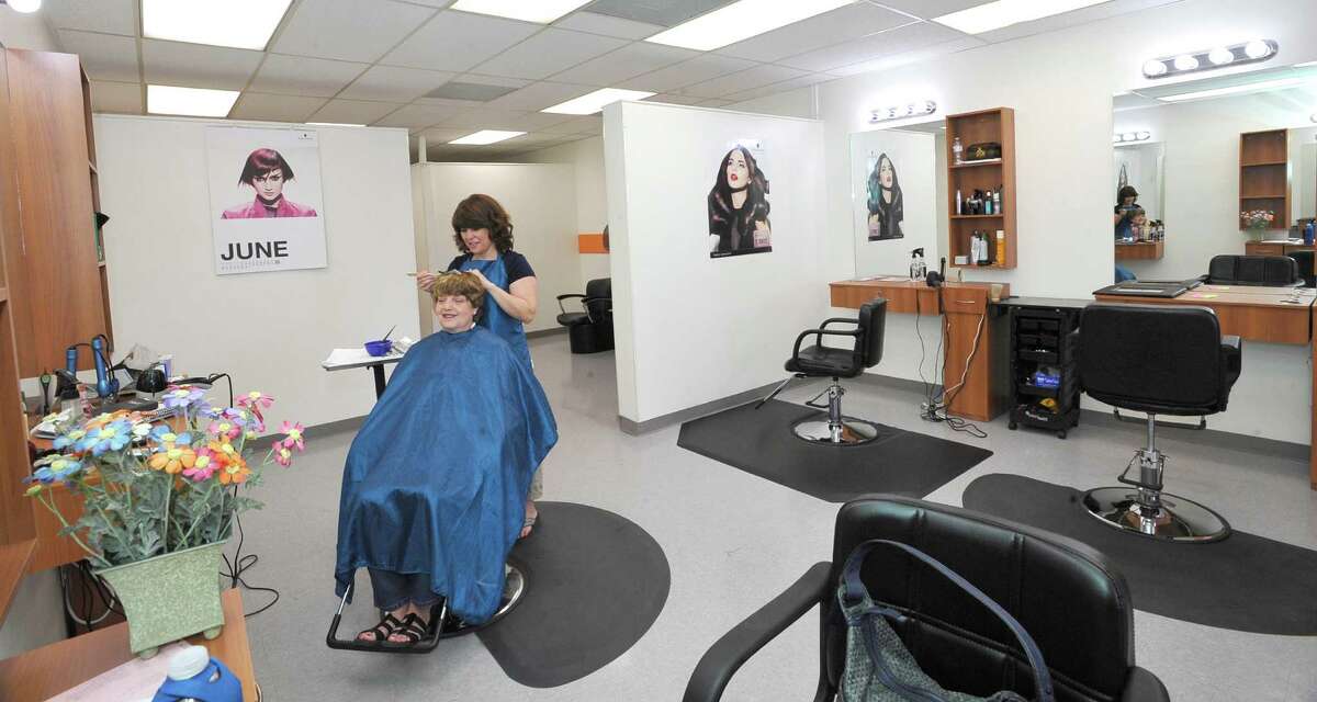 ScissorsDotComb opens on Calder