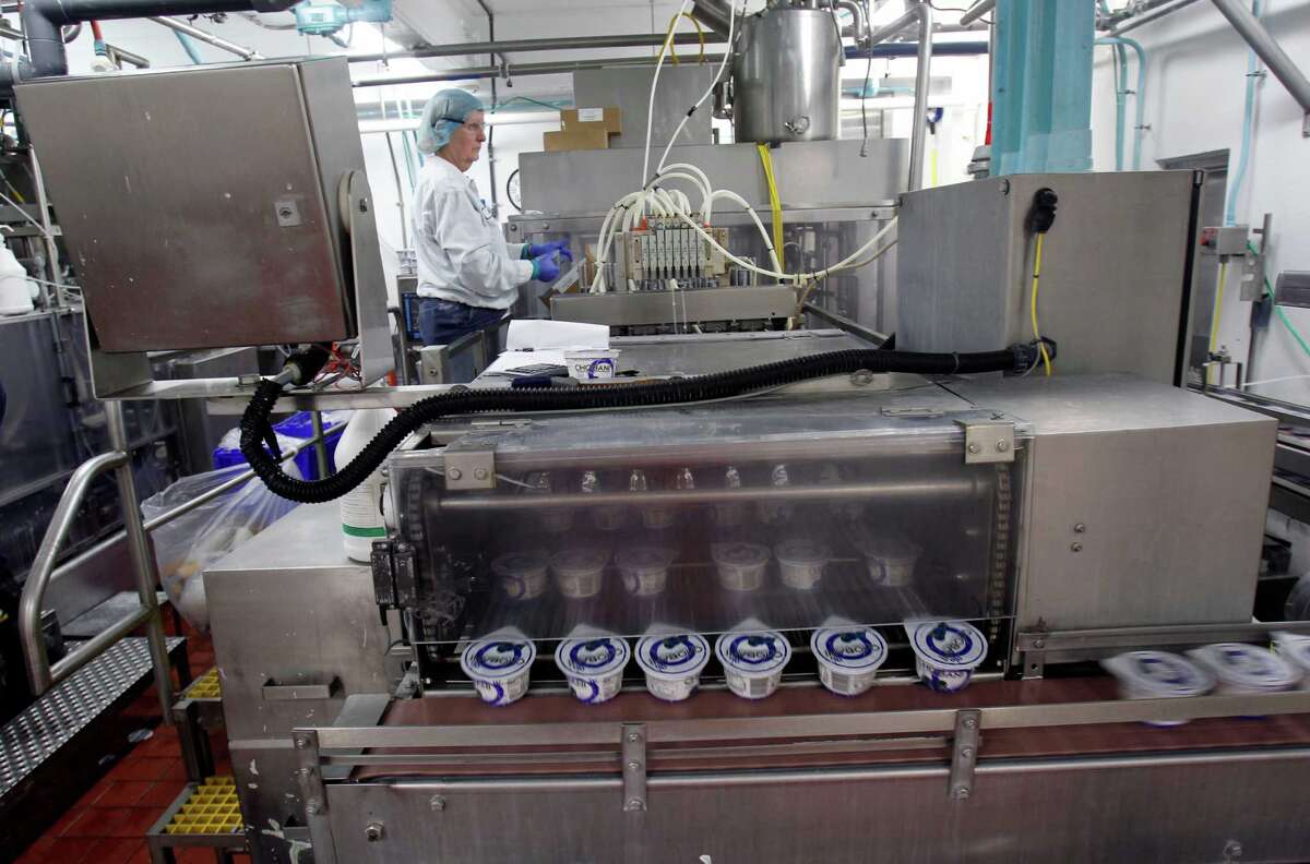 Greek yogurt whey produces electricity