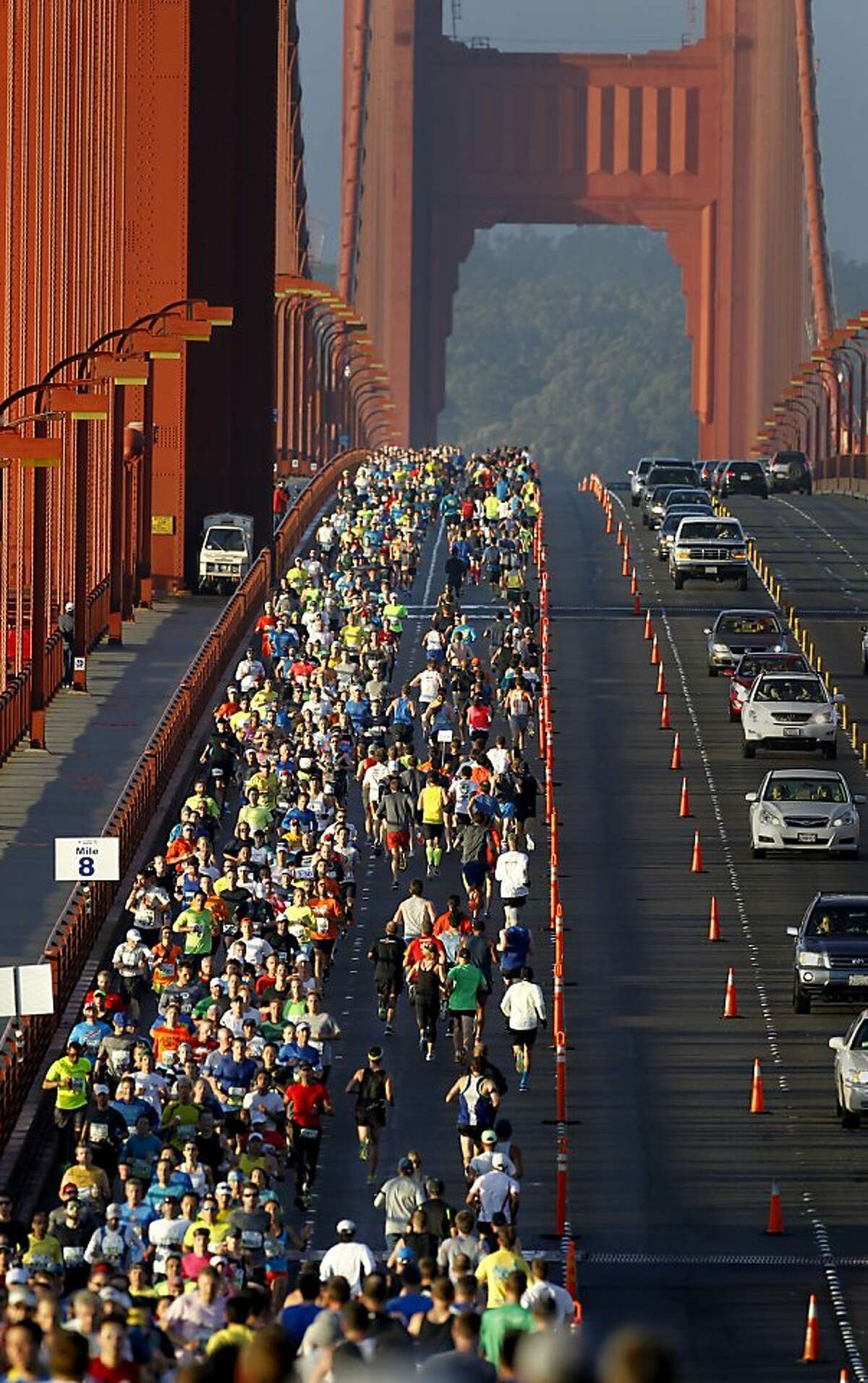 Berkeley mom, Parisian win S.F. Marathon