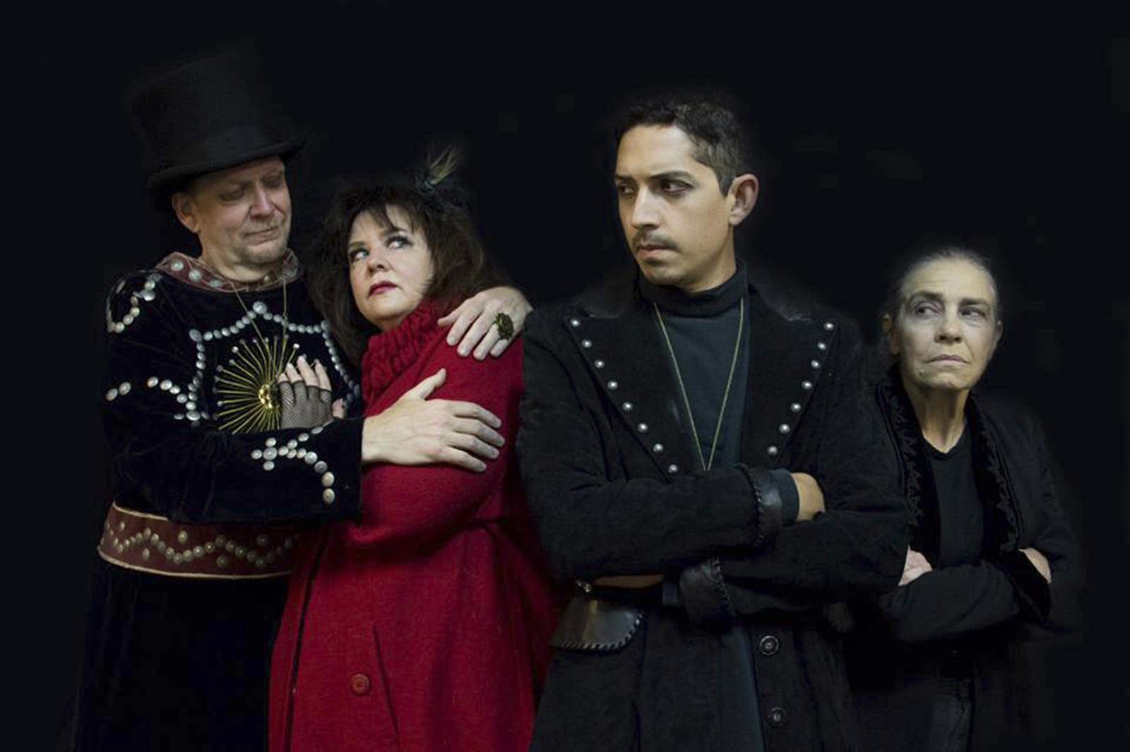 'Method & Madness: Hamlet 2013' is an inventive must-see.