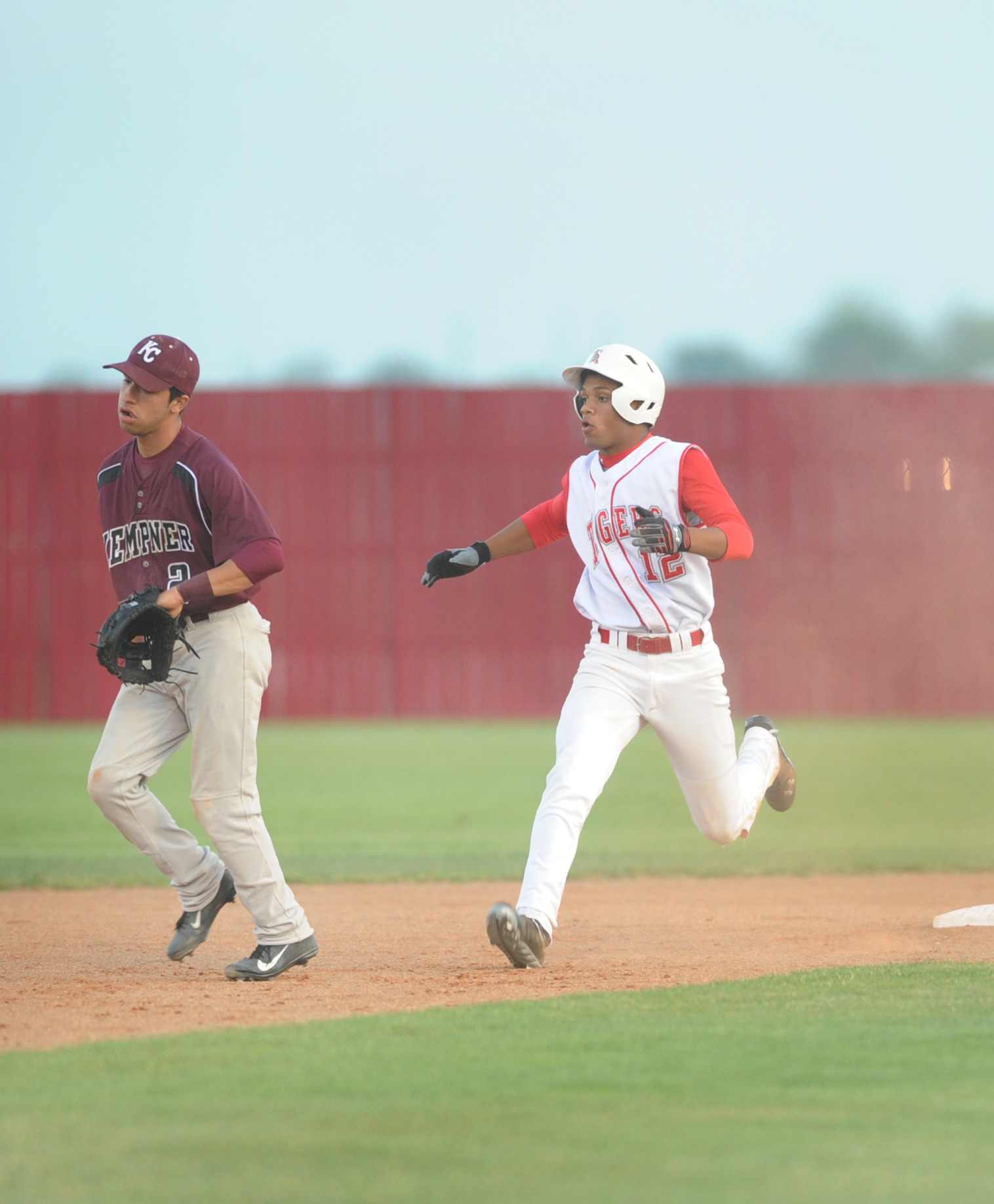 Baseball: Travis grads already fanning out