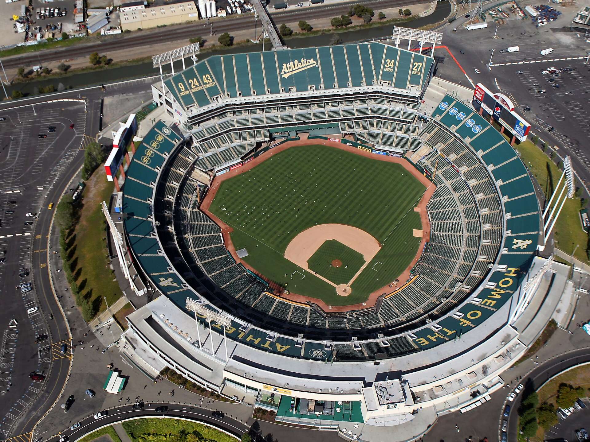 Oakland Coliseum pipe clog caused backup